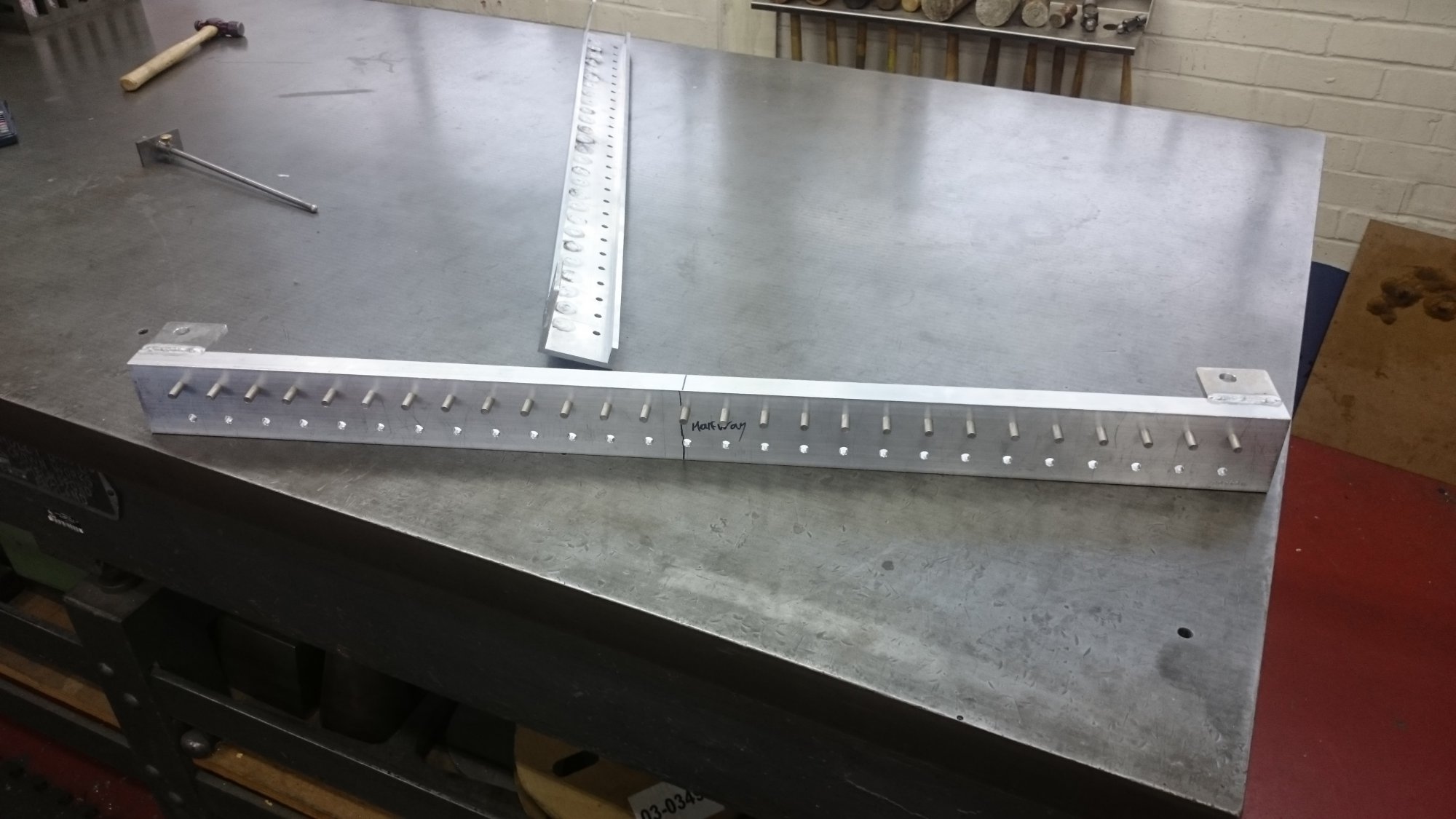 Straightening bowed Aluminium channel section. | MIG Welding Forum