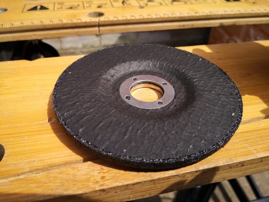 Is this grinding disc faulty | MIG Welding Forum