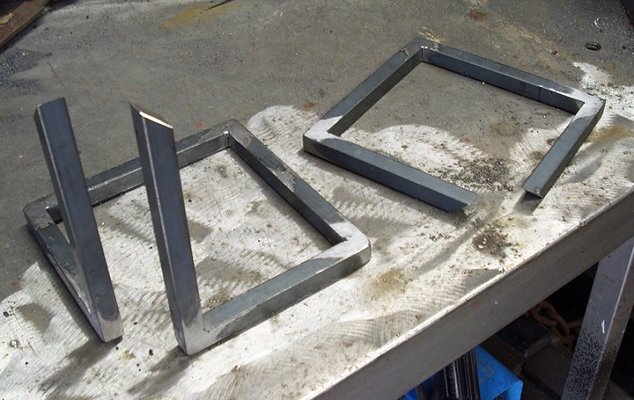 Nice little Beginners/Improvers project: Infinity Cube Table. | MIG ...