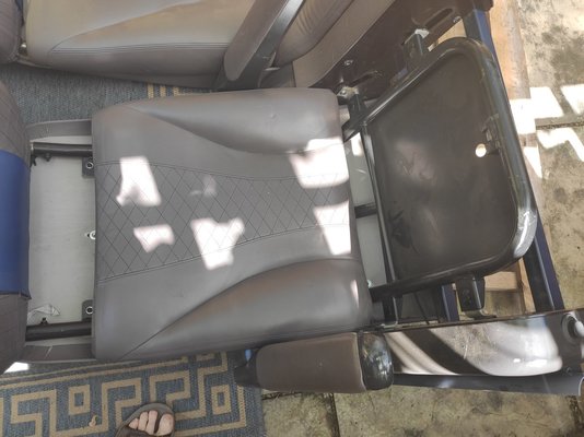 Trains, GWR HST 1st class seats disassembly and and conversion to ...