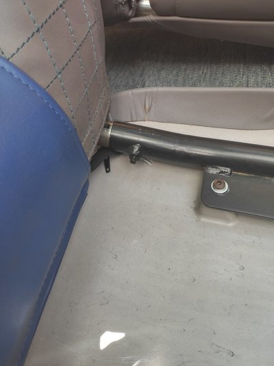 Trains, GWR HST 1st class seats disassembly and and conversion to ...