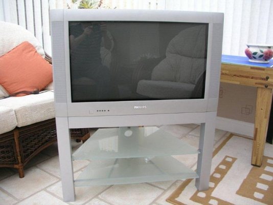 Philips 32" flat screen TV with stand FREE | MIG Welding Forum