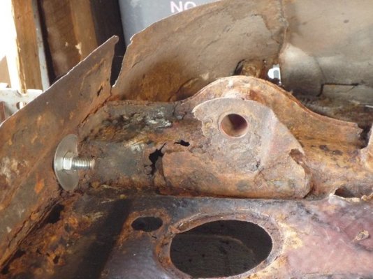 Rear leaf springs. Easy to change ? (Page 2) : MGB & GT Forum : The MG ...