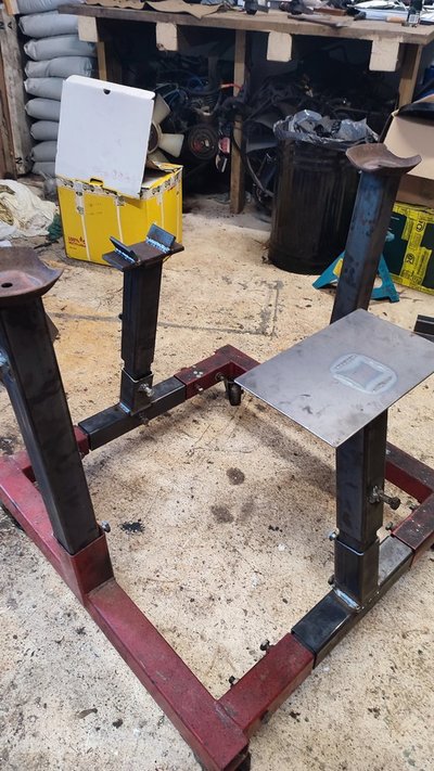 Axle dolly and chassis stand from engine stands and trench props. | MIG ...