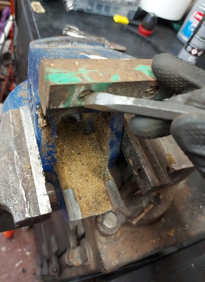 Record No.2 vice restoration | MIG Welding Forum