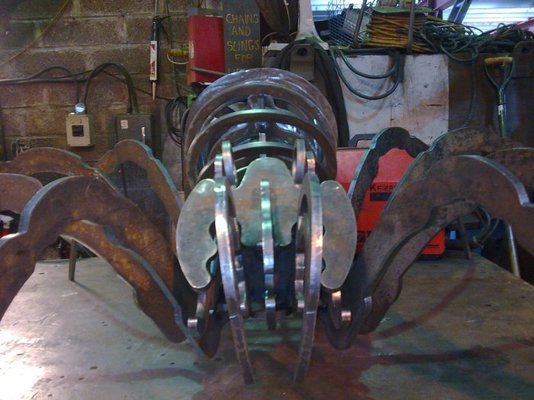 Spiders and a Dinosaur! | MIG Welding Forum